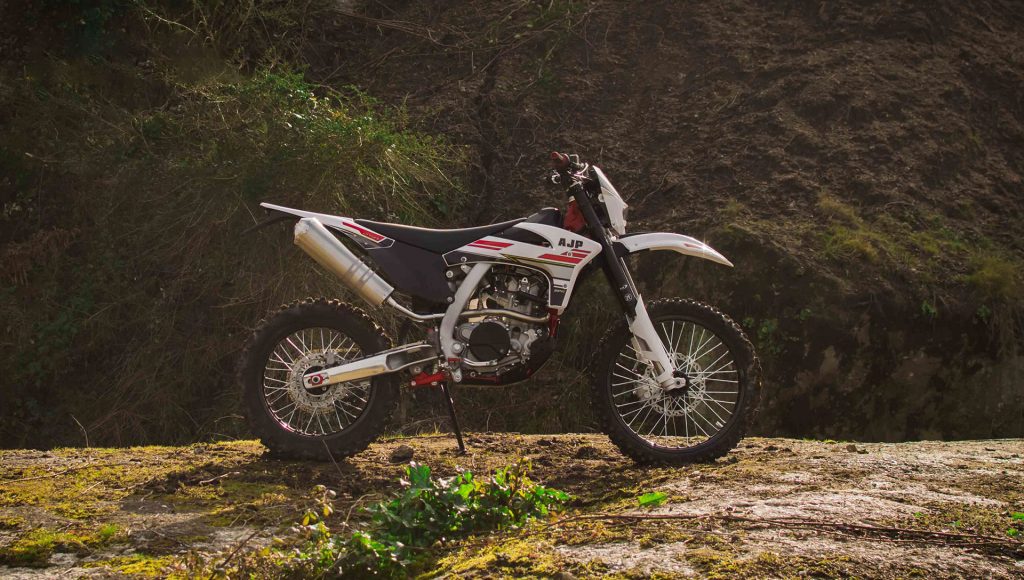 AJP SPR250 Enduro – AJPMOTOS.COM.MY | AJP Motos Experts & Sole Distributor Malaysia
